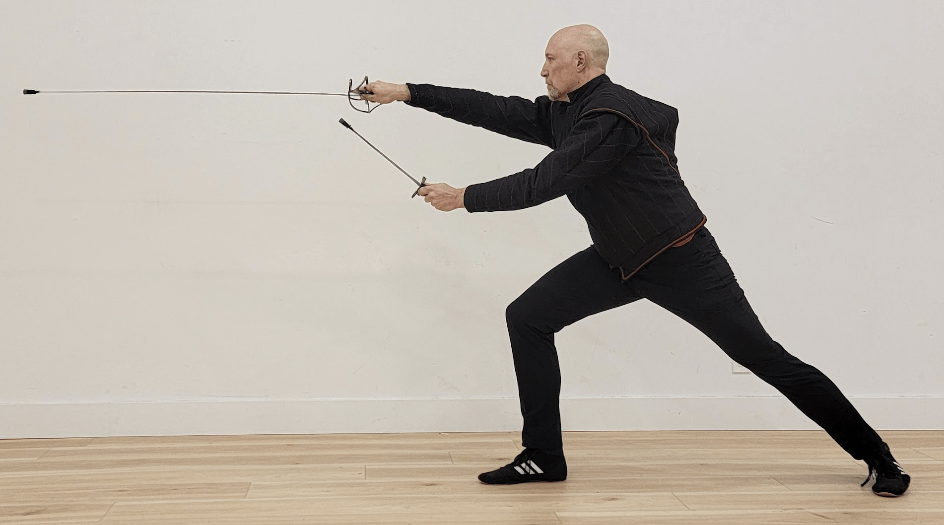 Two-Weapons: Avoiding the Divided Attention Trap – Path of the Sword