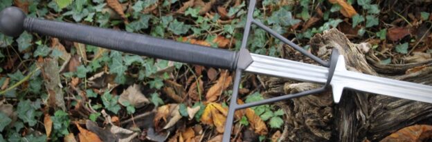 Spadone: Swinging Big Swords – Path of the Sword